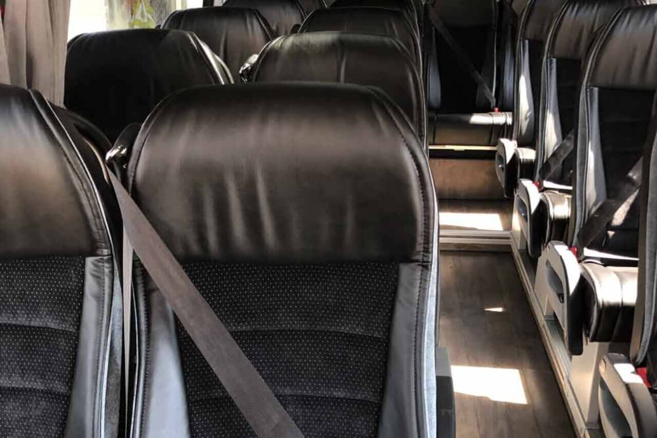 Executive Coach Hire For Businesses | 7 Plus Travel Ltd